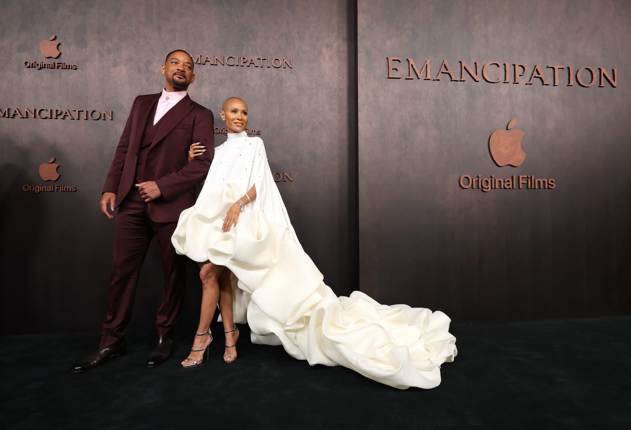 Will Smith Hits the Carpet for the Premier of Apple Original Film ...